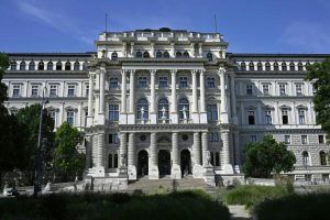 Signa: Klage des Masseverwalters vor OGH gescheitert - NEUE ...